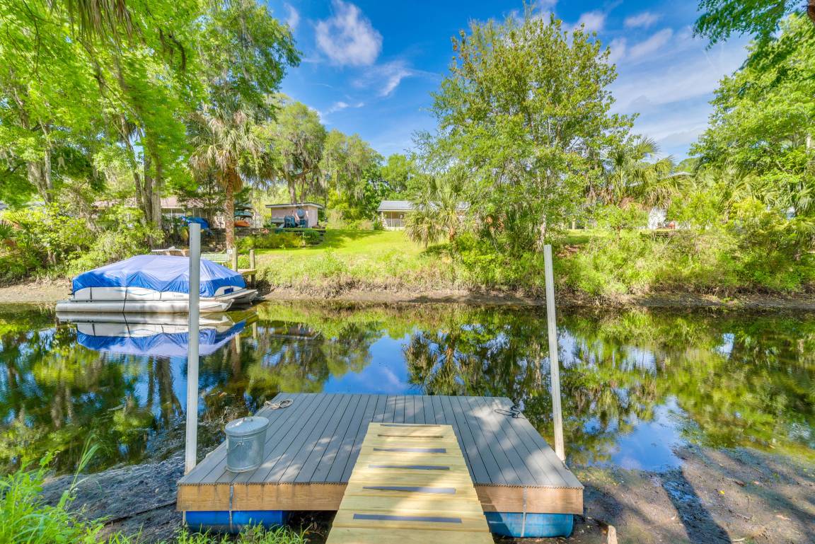 31 M² Apartment ∙ 3 Guests - Lake Rousseau, FL
