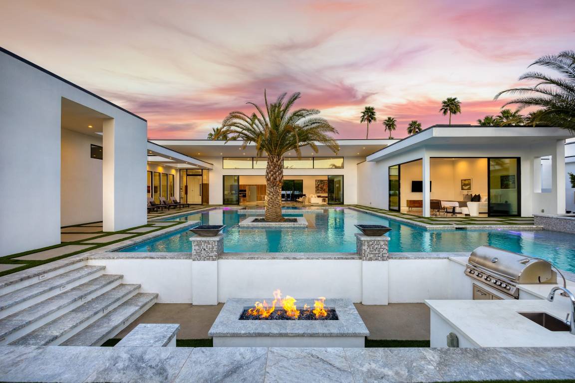445 M² Ferienhaus ∙ 5 Schlafzimmer ∙ 10 Gäste - Palm Desert, CA