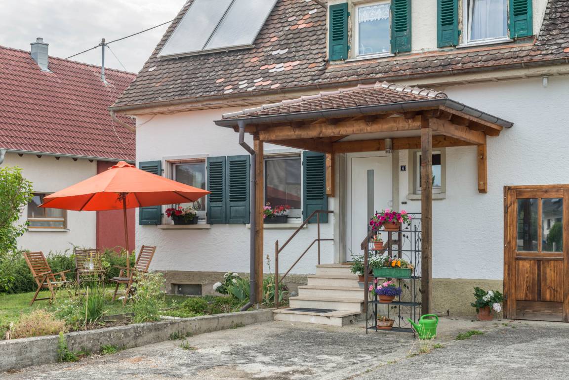 60 M² Ferienwohnung ∙ 2 Schlafzimmer ∙ 4 Gäste - Bermatingen