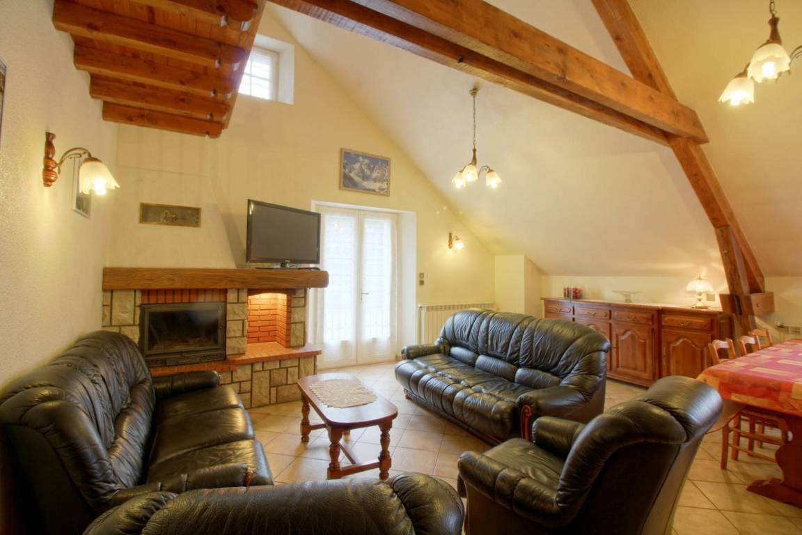 137 M² Gîte ∙ 4 Bedrooms ∙ 8 Guests - Adé