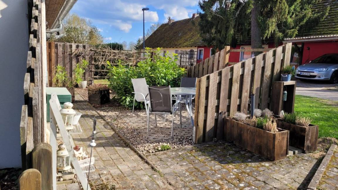 110 M² Ferienwohnung ∙ 2 Schlafzimmer ∙ 4 Gäste - Teterow