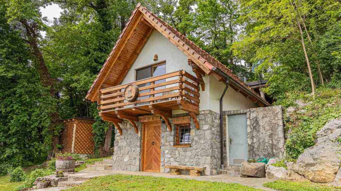 32 M² Appartamento Vacanza ∙ 1 Camera Da Letto ∙ 2 Ospiti - Novo Mesto