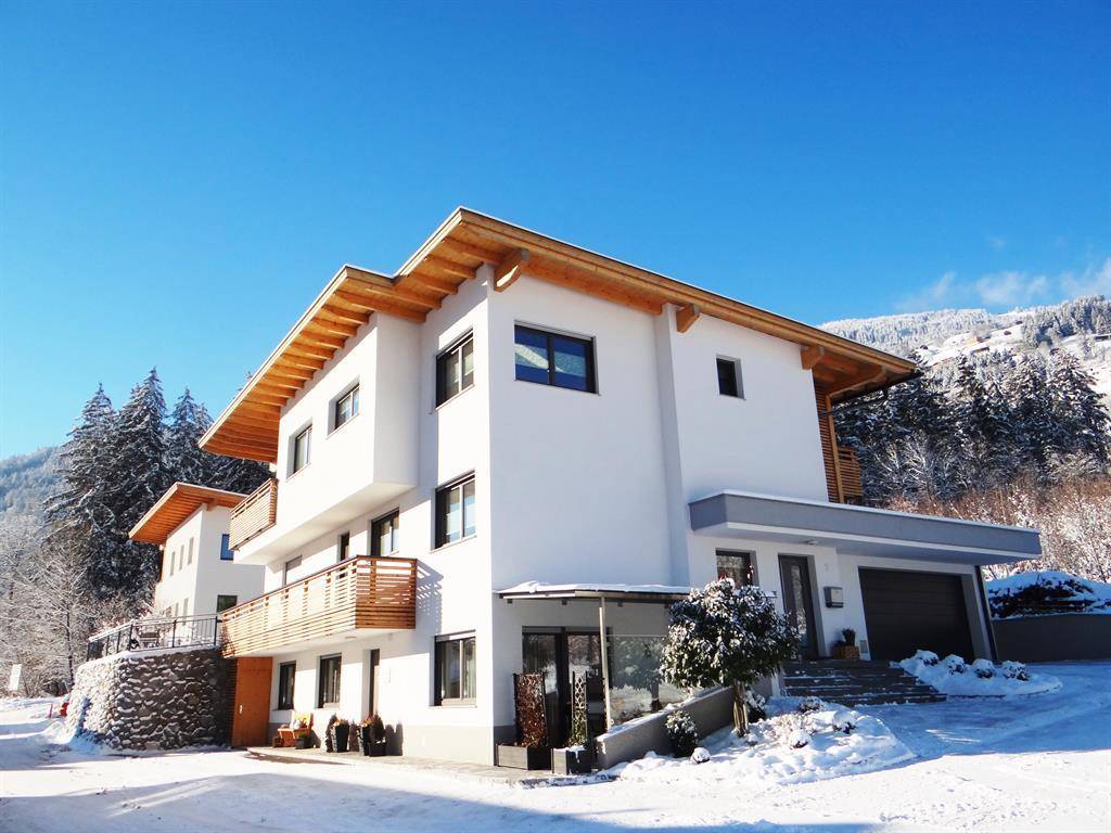 68 M² Ferienwohnung ∙ 2 Schlafzimmer ∙ 7 Gäste - Zillertal