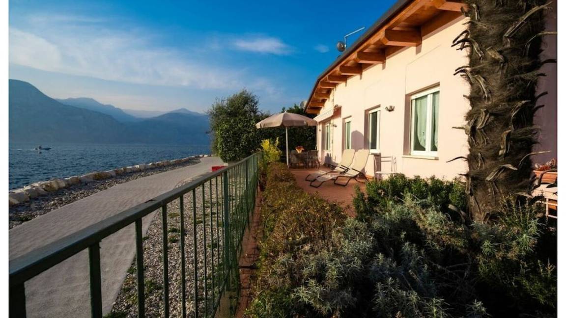 65 M² Maison De Vacances ∙ 2 Chambres ∙ 6 Personnes - Malcesine