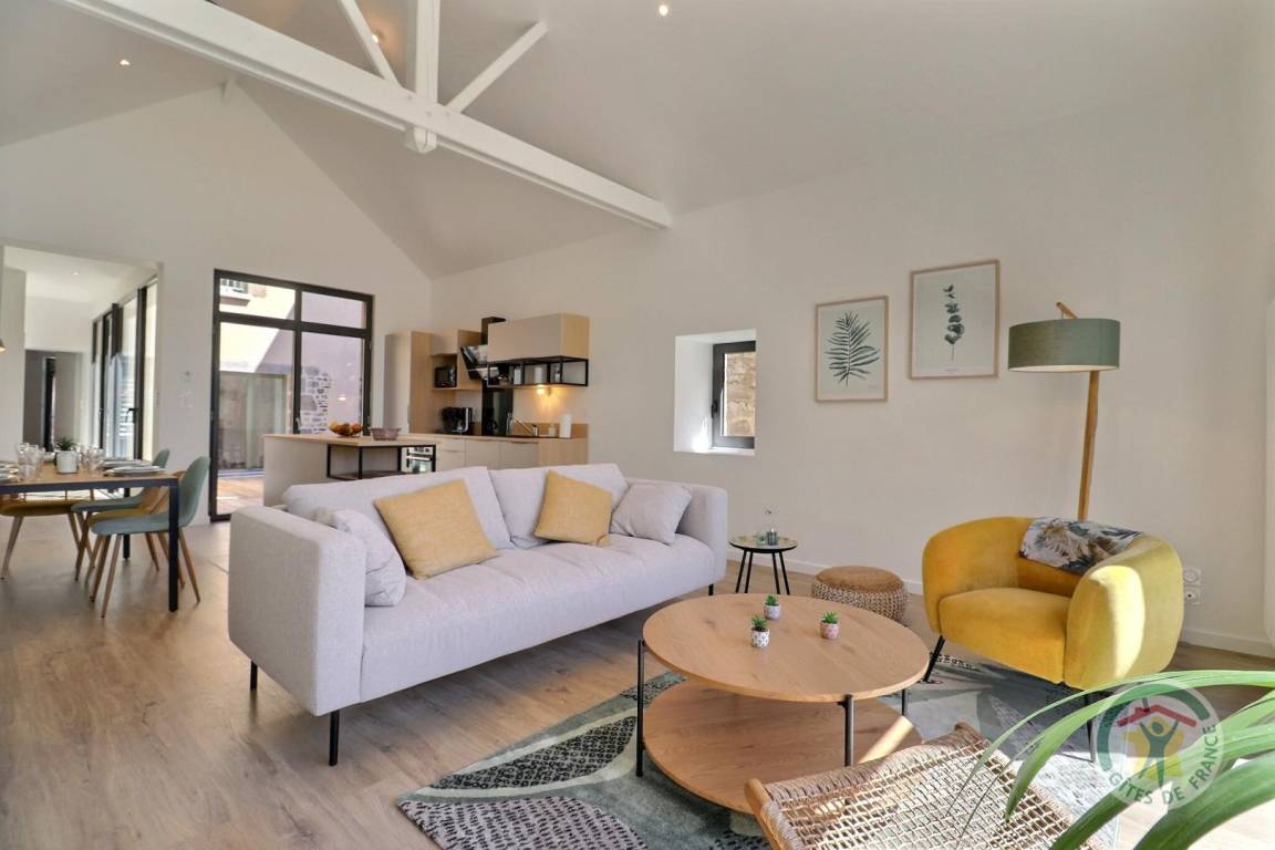 150 M² Gîte ∙ 4 Chambres ∙ 8 Personnes - Combourg