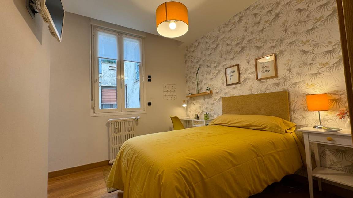 150 M² Privatzimmer ∙ 1 Schlafzimmer ∙ 3 Gäste - Bilbao