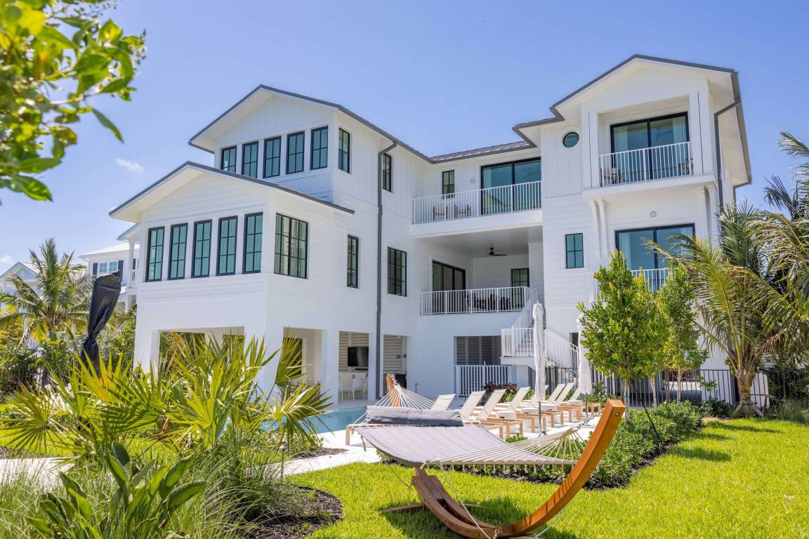 House ∙ 8 Bedrooms ∙ 16 Guests - Stock Island, FL