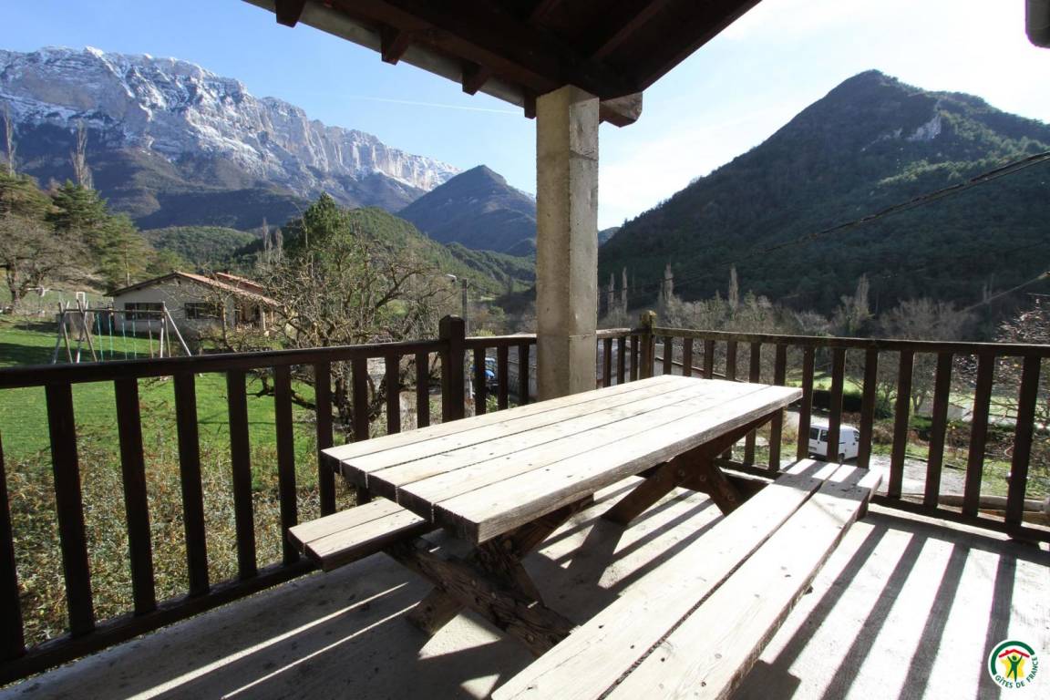 60 M² Gîte ∙ 2 Chambres ∙ 4 Personnes - Die