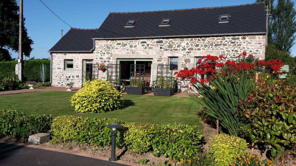 80 M² Gîte ∙ 1 Chambre ∙ 2 Personnes - Plurien