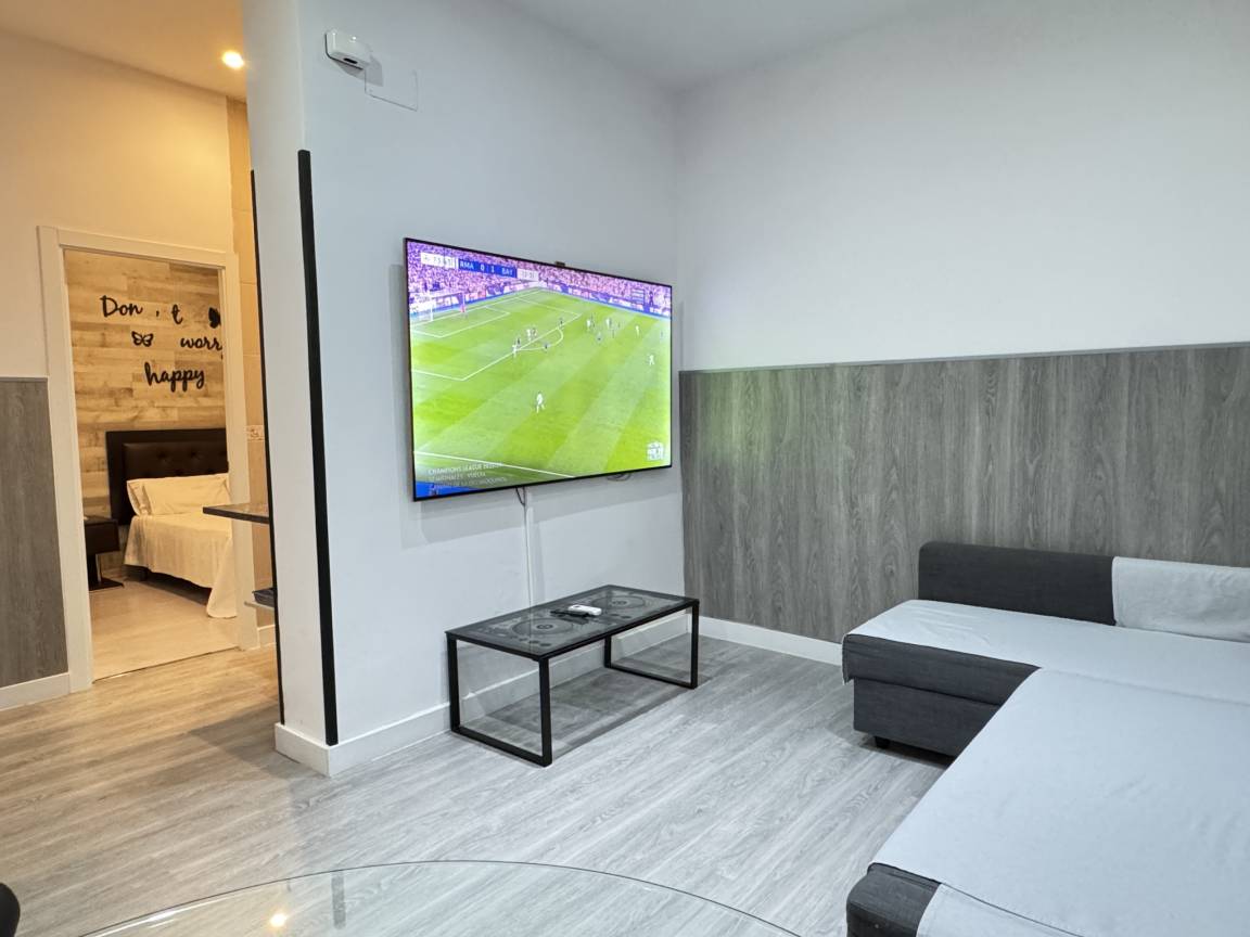 34 M² Apartamento ∙ 1 Habitación ∙ 4 Huéspedes - Madrid