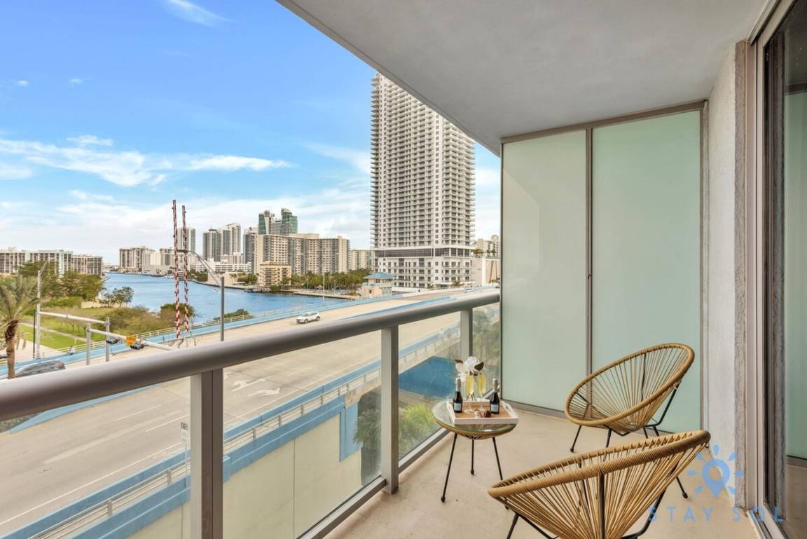Apartamento ∙ 4 Huéspedes - Aventura, FL