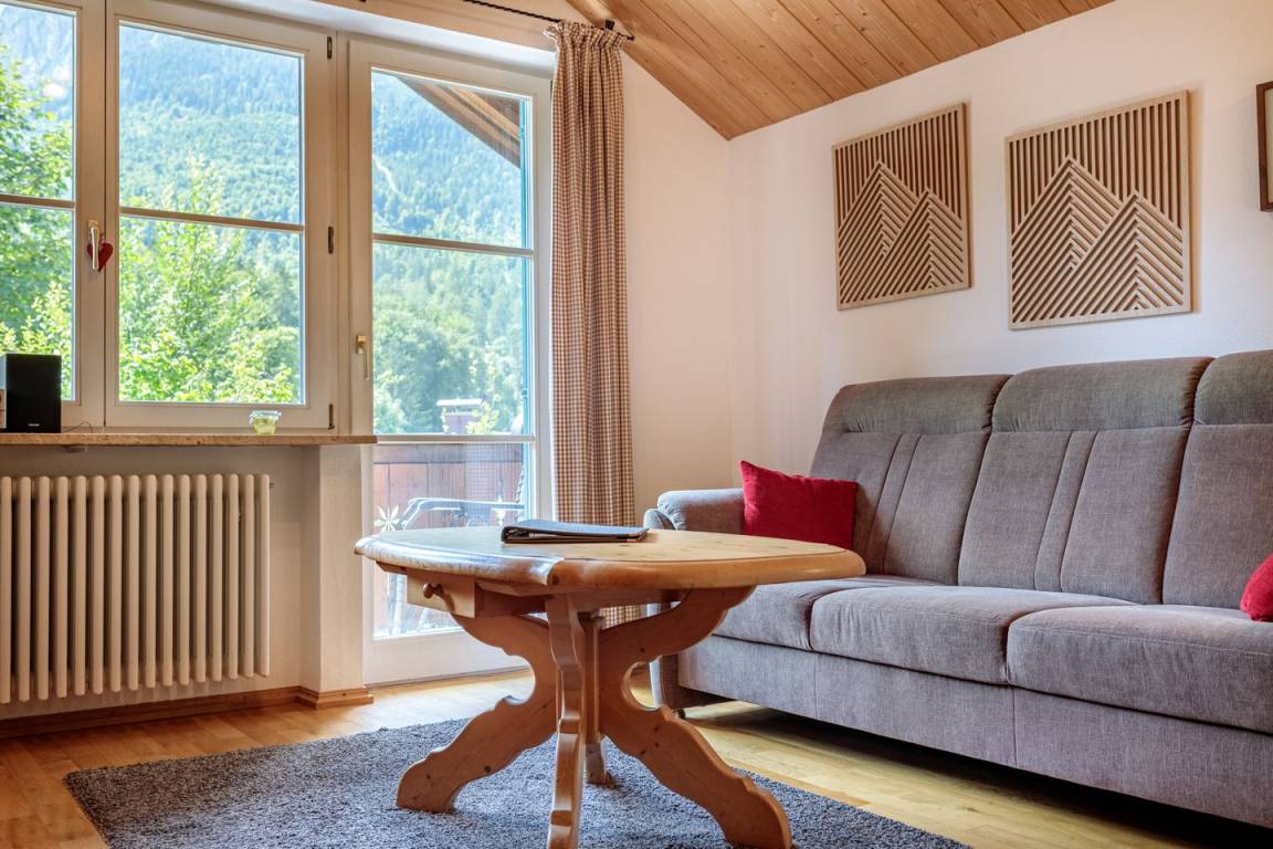 55 M² Apartment ∙ 2 Bedrooms ∙ 3 Guests - Grainau