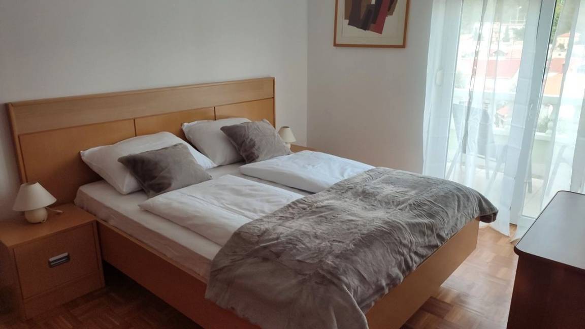 44 M² Apartment ∙ 2 Bedrooms ∙ 4 Guests - Rab