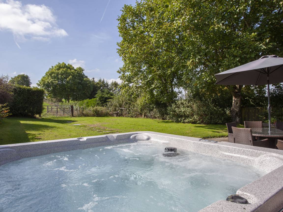 Cottage ∙ 3 Bedrooms ∙ 6 Guests - Dorchester