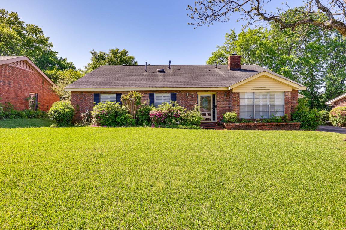 258 M² House ∙ 4 Bedrooms ∙ 8 Guests - Montgomery, AL