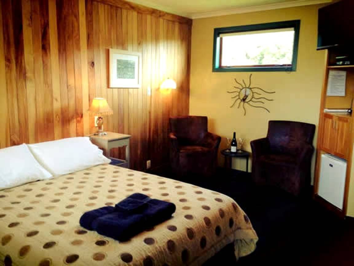 Lodge ∙ 1 Bedroom ∙ 3 Guests - Southland