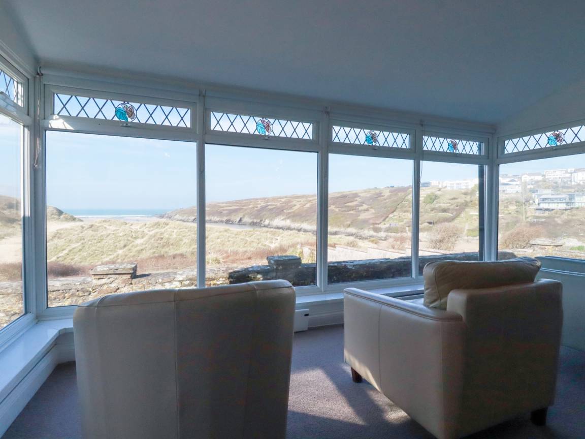 Cottage ∙ 4 Bedrooms ∙ 8 Guests - Newquay