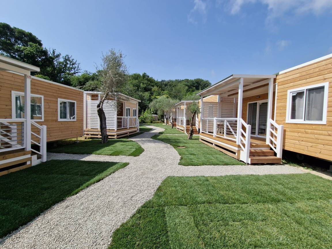 29 M² Caravan ∙ 2 Bedrooms ∙ 5 Guests - Loano