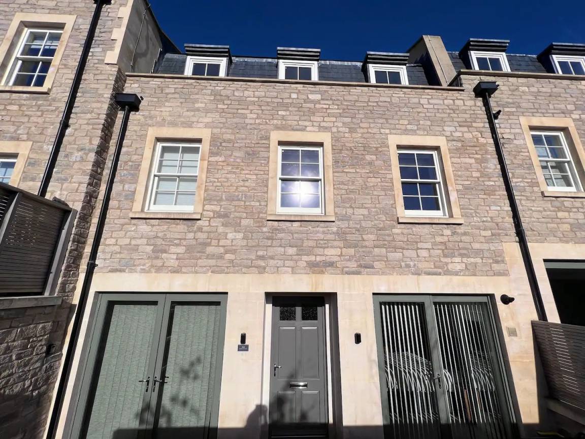 56 M² Apartment ∙ 1 Bedroom ∙ 2 Guests - University of Bath