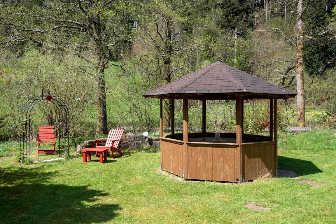 70 M² Appartement ∙ 2 Chambres ∙ 6 Personnes - Alpirsbach