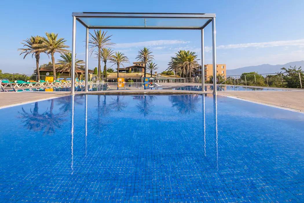 24 M² Caravan ∙ 2 Bedrooms ∙ 4 Guests - Sant Pere Pescador
