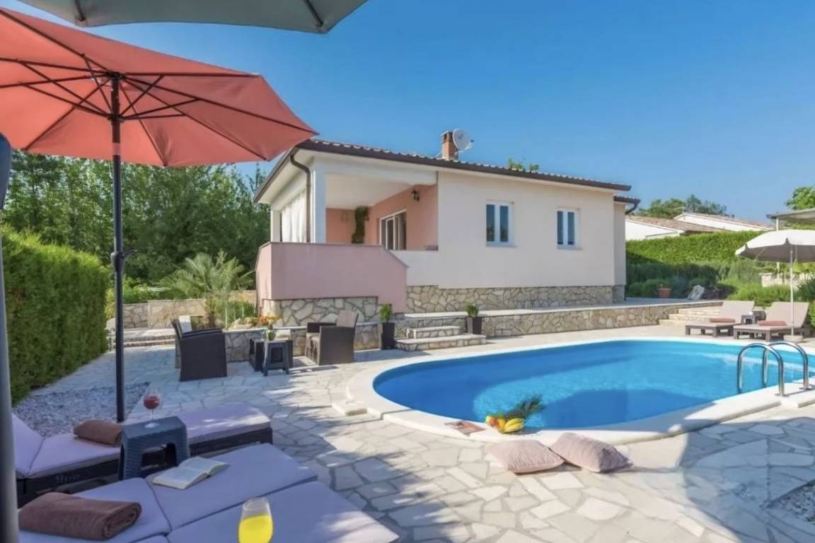 140 M² House ∙ 4 Bedrooms ∙ 8 Guests - Rabac
