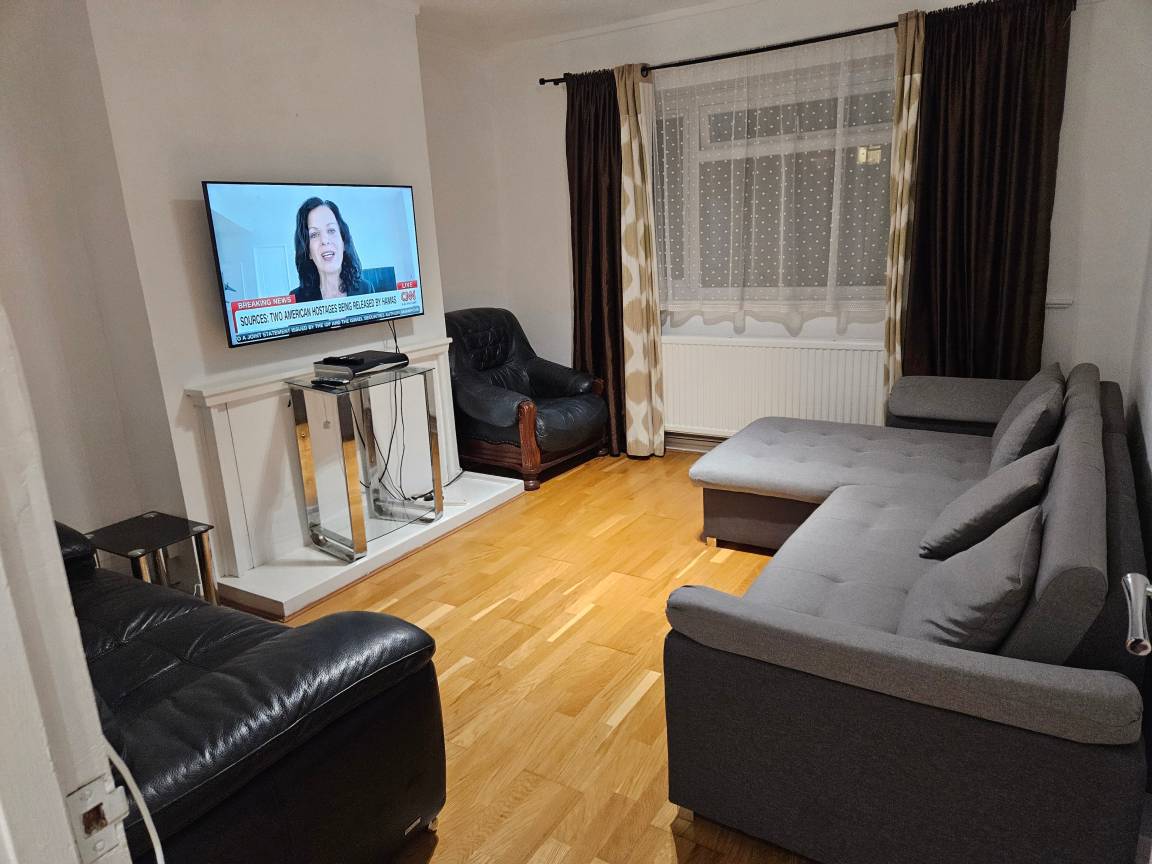 75 M² Apartment ∙ 2 Bedrooms ∙ 6 Guests - London, UK