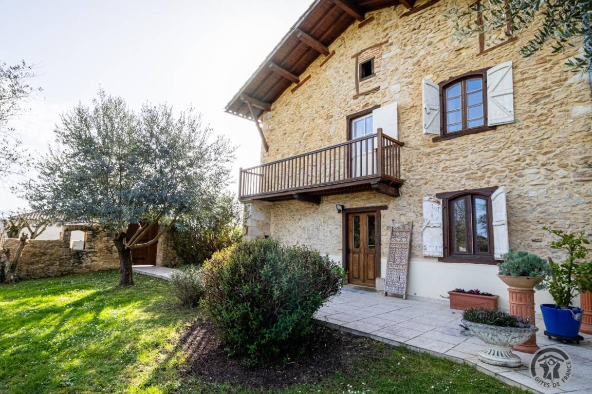 100 M² Gîte ∙ 3 Chambres ∙ 6 Personnes - Ariège