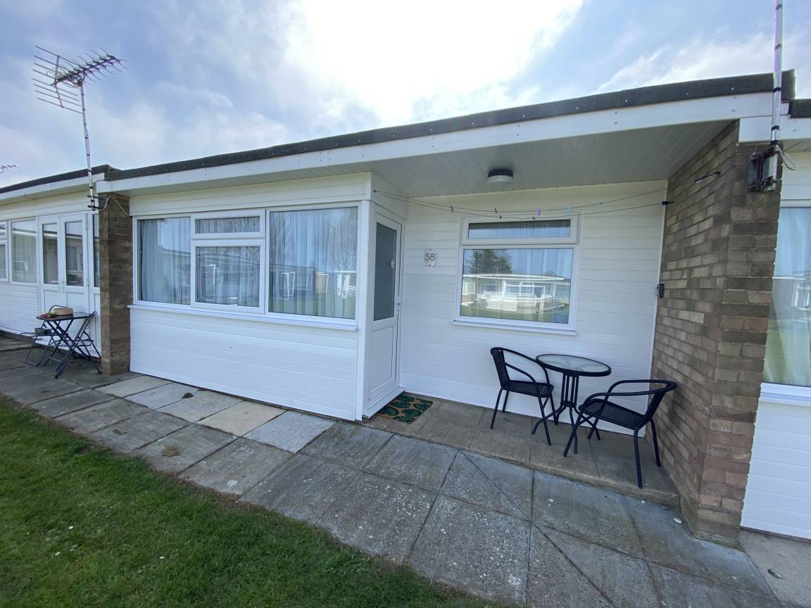 Cottage ∙ 2 Bedrooms ∙ 5 Guests - Hemsby