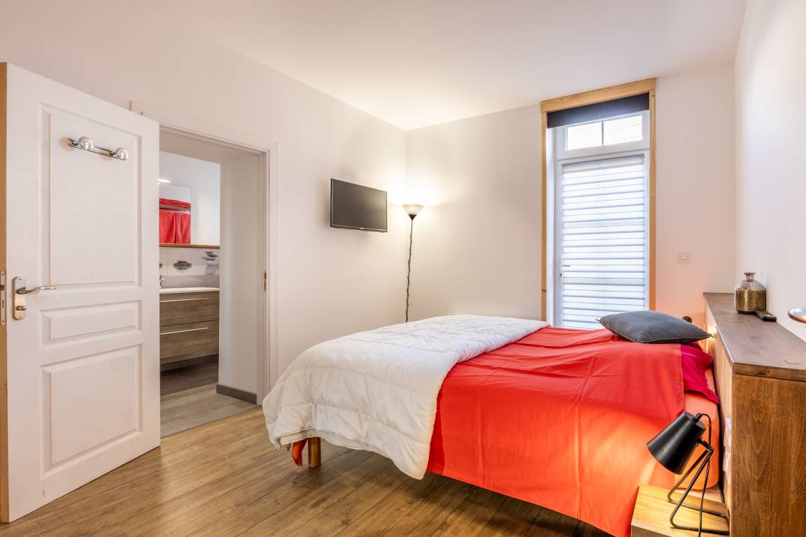34 M² Bed And Breakfast ∙ 1 Bedroom ∙ 4 Guests - Les Herbiers