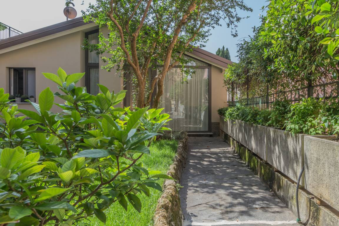 30 M² Ferienwohnung ∙ 1 Schlafzimmer ∙ 2 Gäste - Varenna