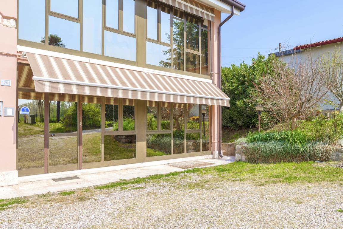 80 M² Ferienwohnung ∙ 2 Schlafzimmer ∙ 6 Gäste - Lazise