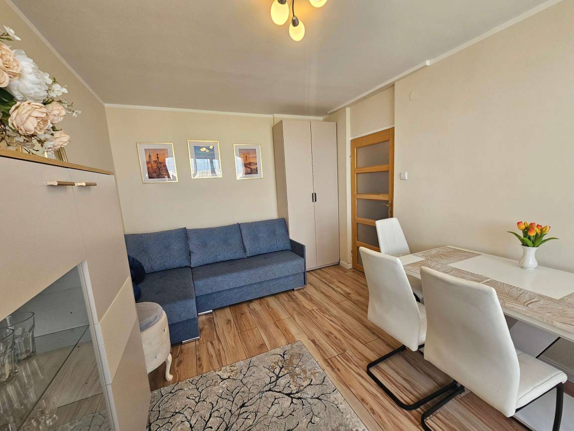 38 M² Apartamento ∙ 1 Habitación ∙ 4 Huéspedes - Varsovia