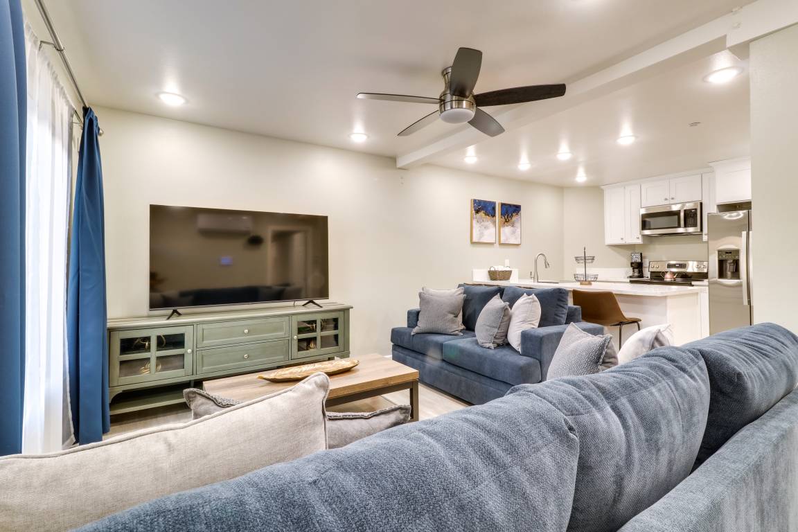 64 M² Apartment ∙ 1 Bedroom ∙ 4 Guests - Rancho Cucamonga, CA