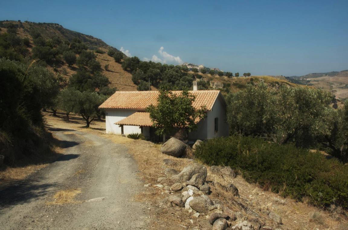 95 M² Farmhouse ∙ 1 Bedroom ∙ 6 Guests - Soverato