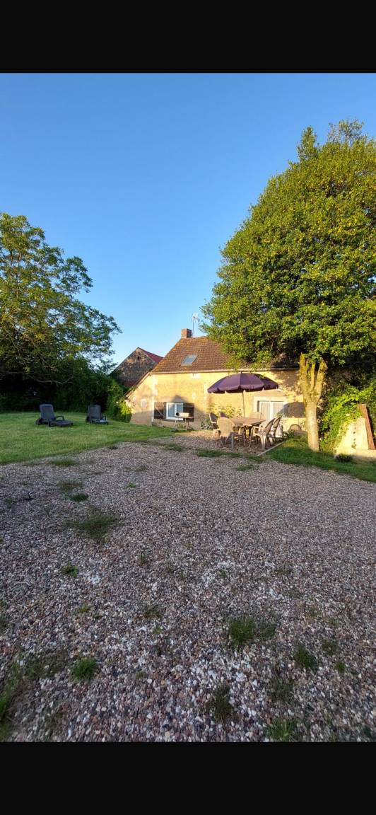 100 M² Maison De Vacances ∙ 3 Chambres ∙ 6 Personnes - Yonne