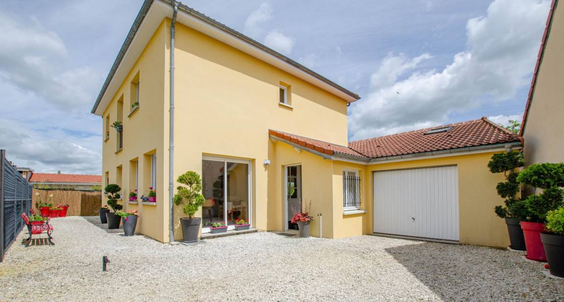 150 M² Gîte ∙ 5 Chambres ∙ 10 Personnes - Dolancourt