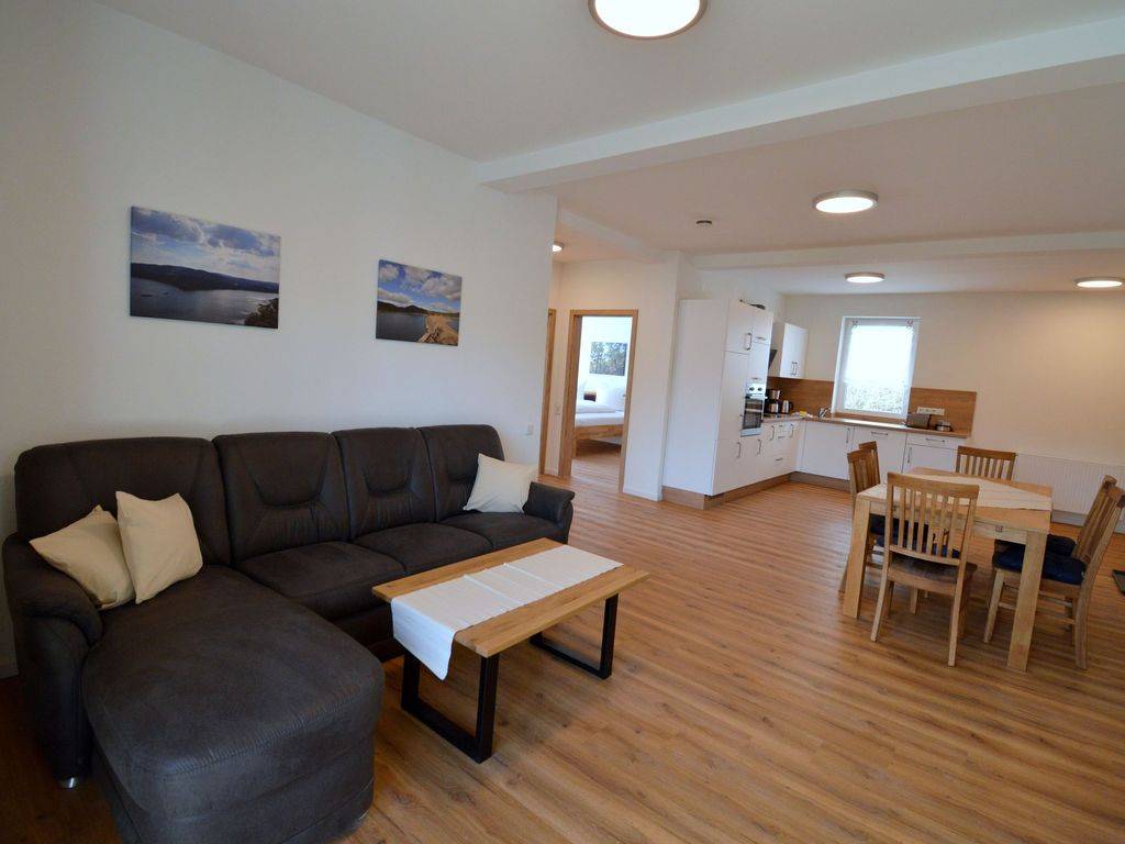 82 M² Ferienwohnung ∙ 2 Schlafzimmer ∙ 4 Gäste - Waldeck