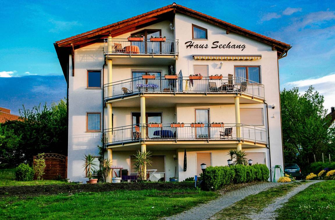 75 M² Apartament ∙ 2 Sypialnie ∙ 4 Gości - Friedrichshafen