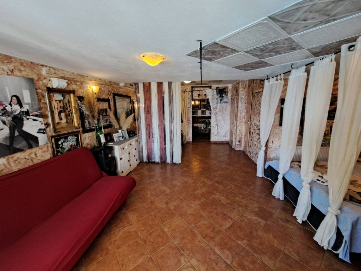 300 M² Villa ∙ 5 Slaapkamers ∙ 12 Gasten - Lovran