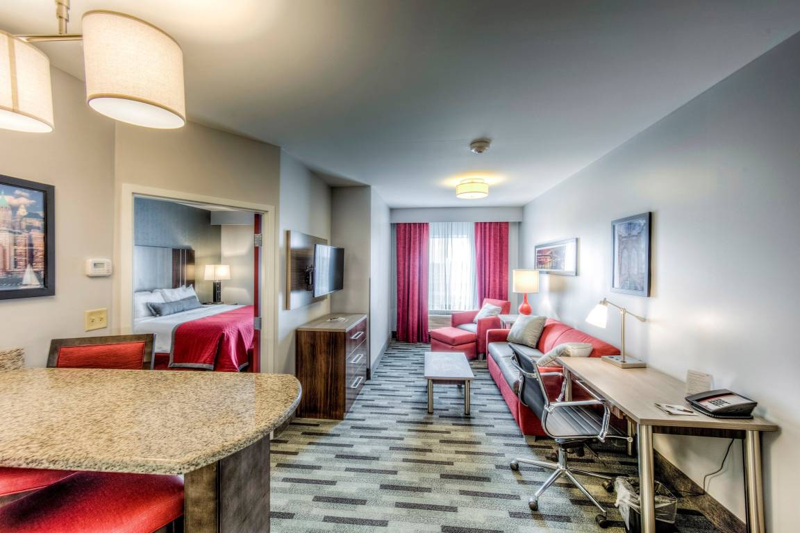 Hotel ∙ 1 Bedroom ∙ 4 Guests - Ohio