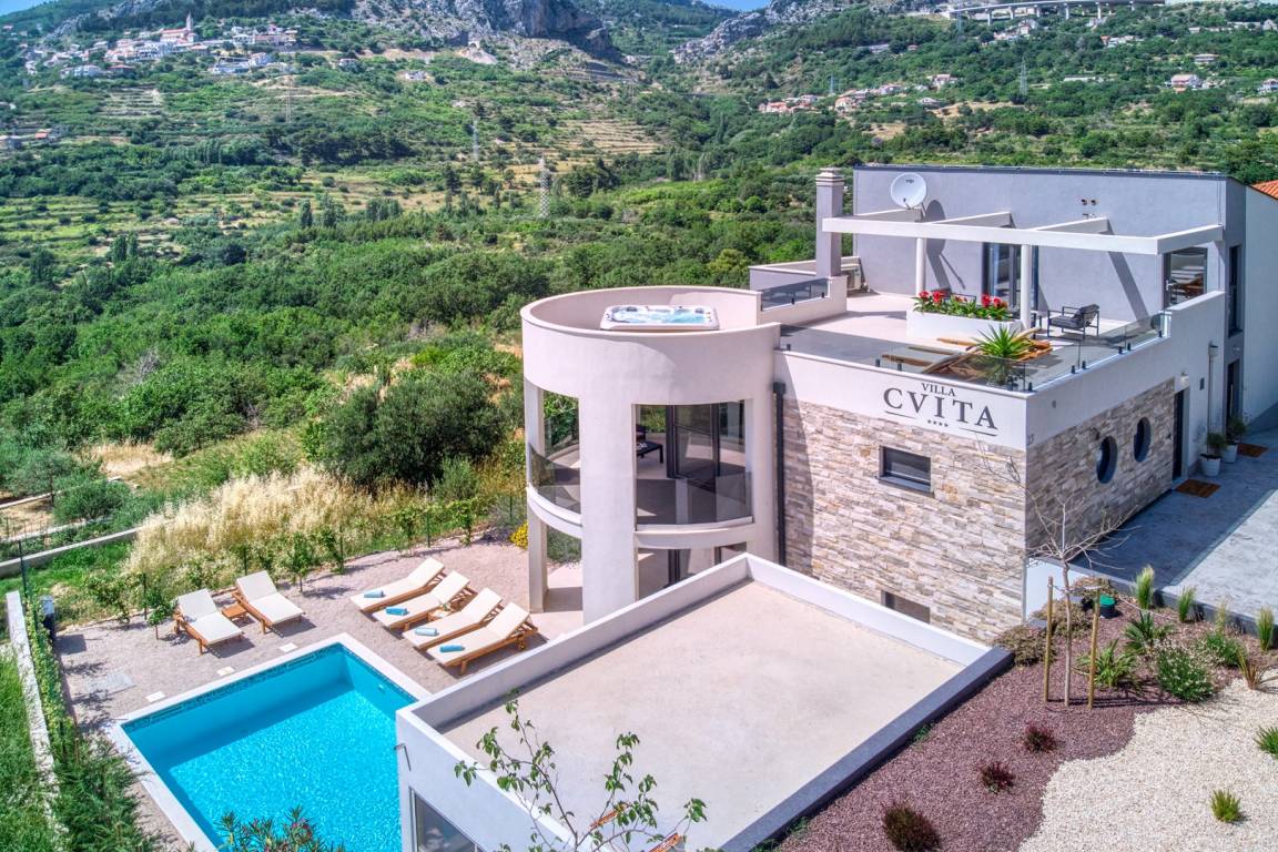 395 M² Villa ∙ 5 Schlafzimmer ∙ 12 Gäste - Podstrana