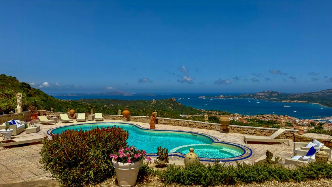 300 M² Huis ∙ 3 Slaapkamers ∙ 6 Gasten - Arzachena