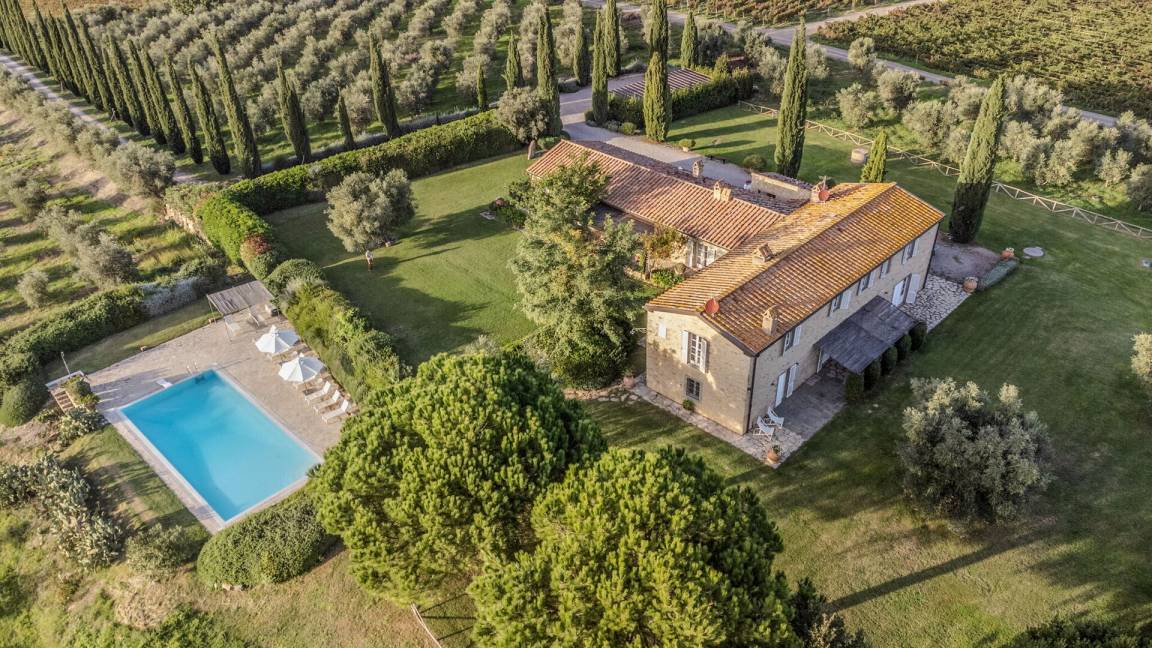 450 M² Villa ∙ 8 Chambres ∙ 17 Personnes - Magliano in Toscana