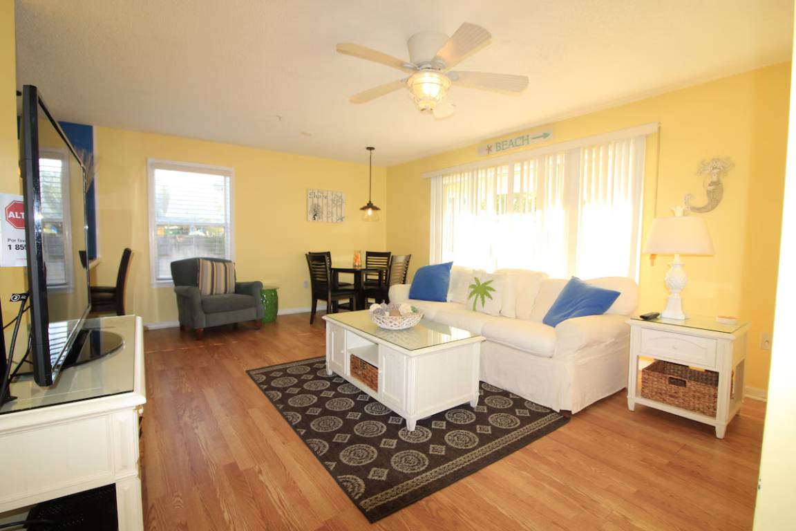 110 M² Condo ∙ 2 Bedrooms ∙ 6 Guests - Destin, FL