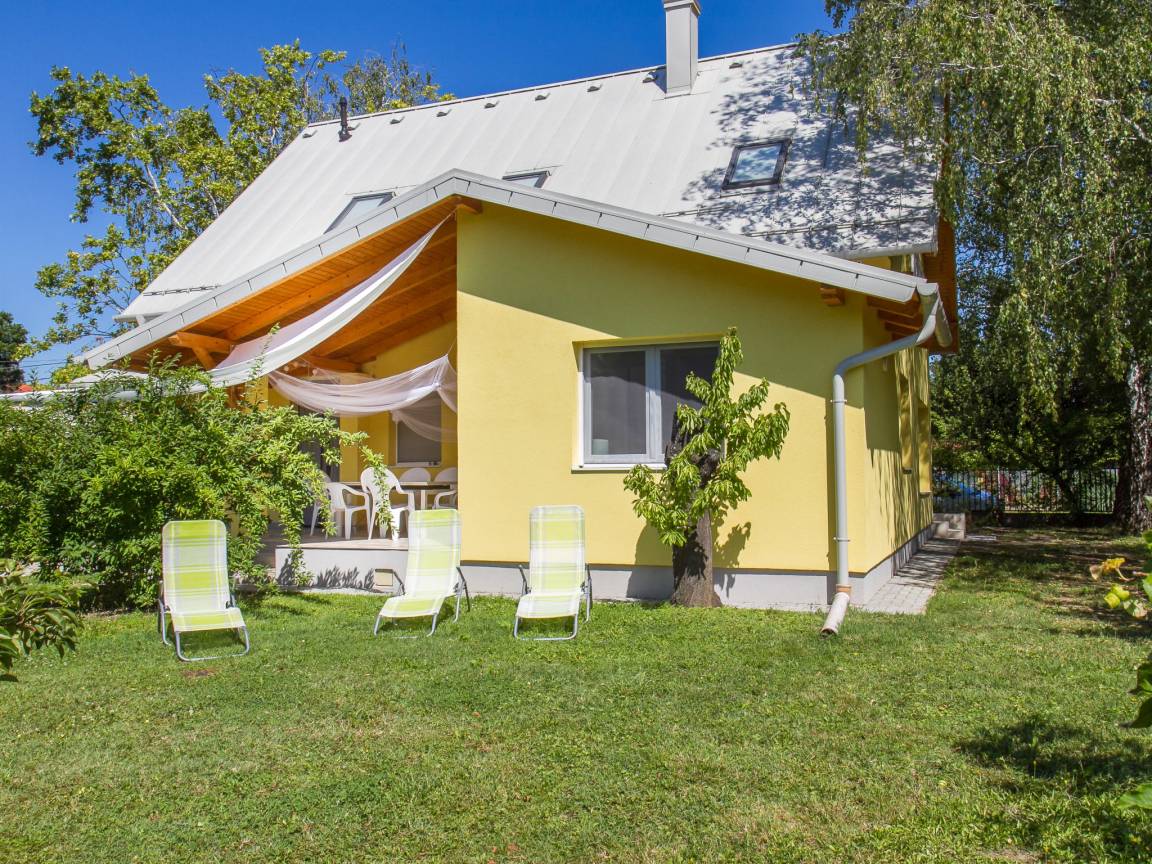 Ferienhaus ∙ 4 Schlafzimmer ∙ 8 Gäste - Gyenesdiás