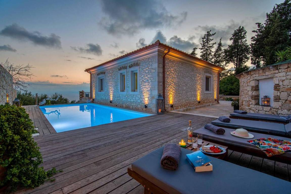 120 M² Ferienhaus ∙ 2 Schlafzimmer ∙ 6 Gäste - Paxos