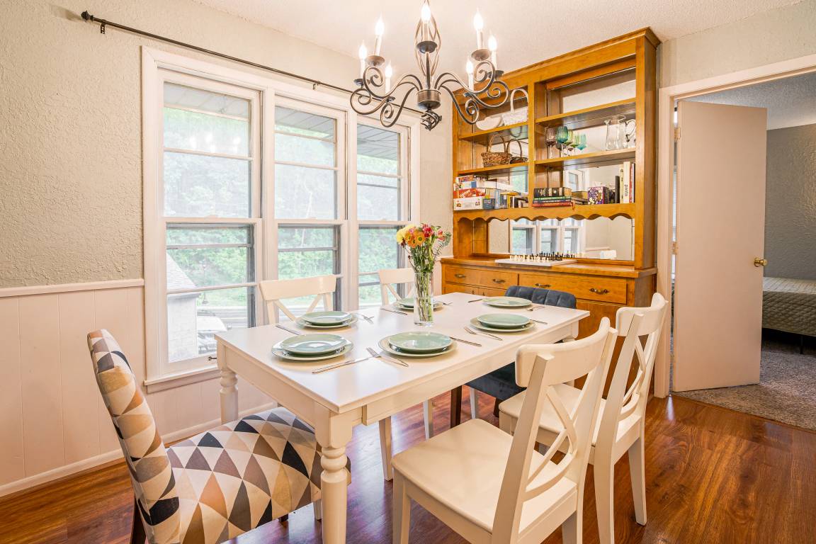 147 M² House ∙ 4 Bedrooms ∙ 10 Guests - Bloomington, MN