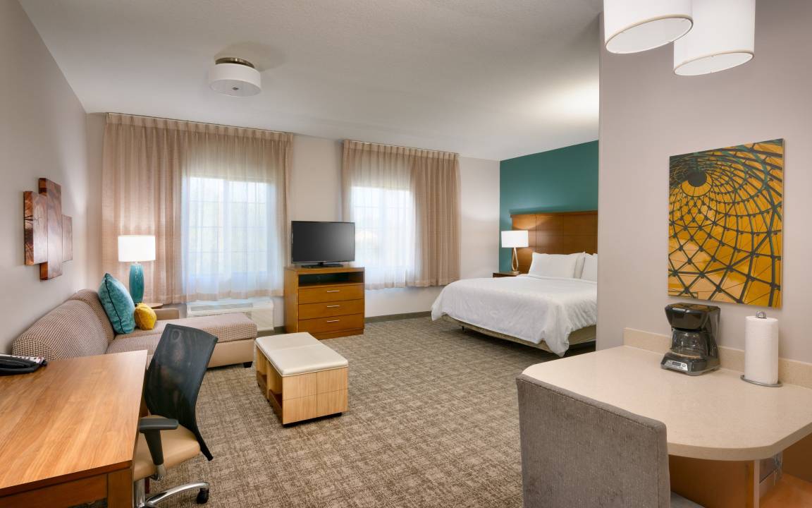 Studio Flat ∙ 1 Bedroom ∙ 3 Guests - Gainesville, FL
