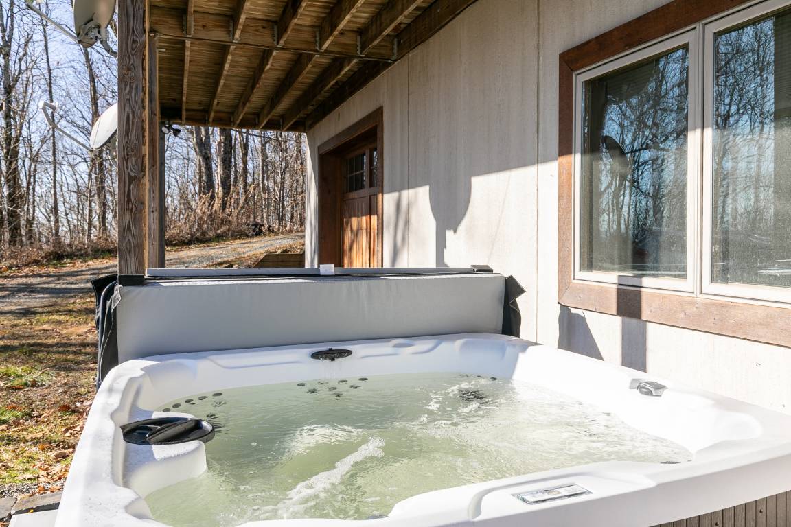 House ∙ 3 Bedrooms ∙ 9 Guests - Boone, NC